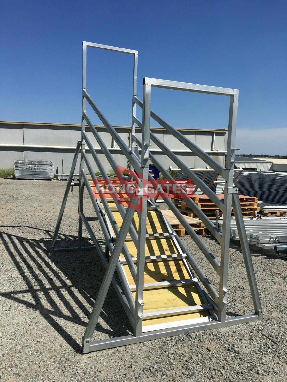 CATTLE YARD RAMP – Rono Gates